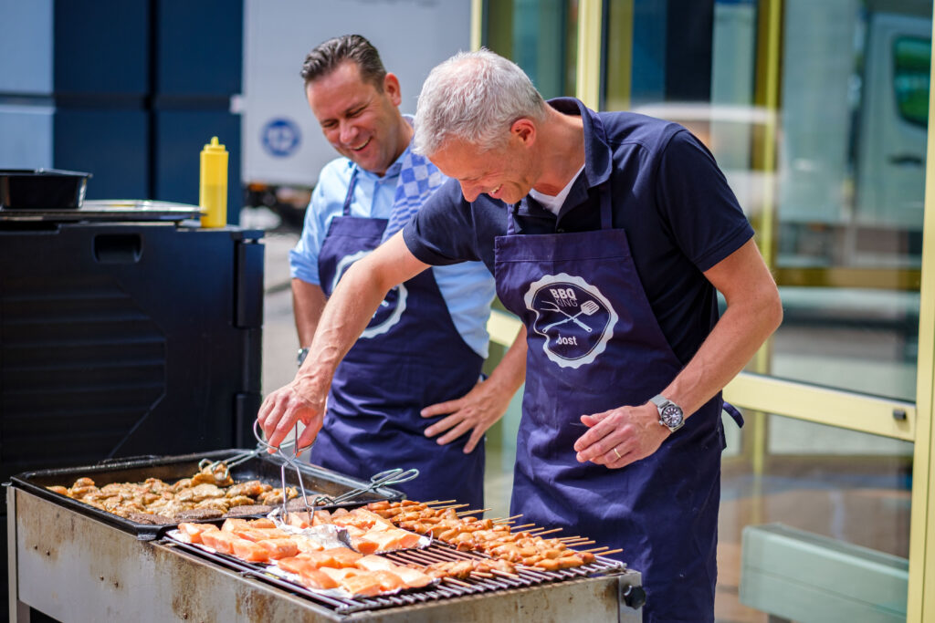 Over ons - Den Elzen Autoschade